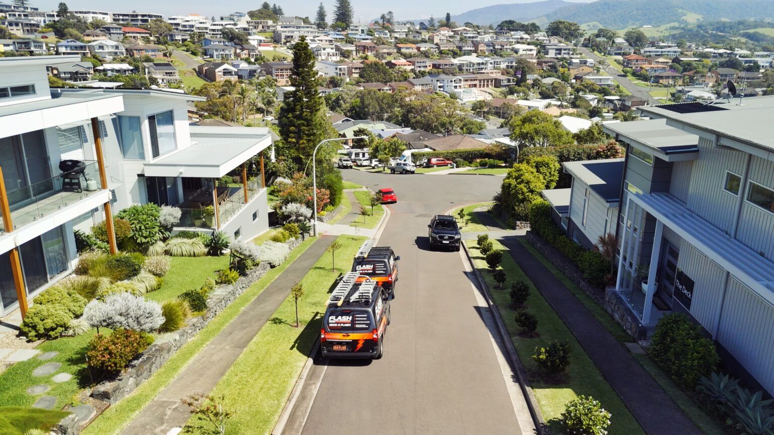 RESIDENTIAL WINDOW CLEANING - Flash Window Cleaning